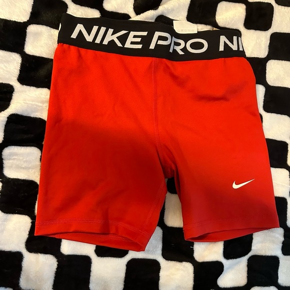 Nike | Bottoms | New Nike Pro 5 Shorts Red Girls Large | Poshmark